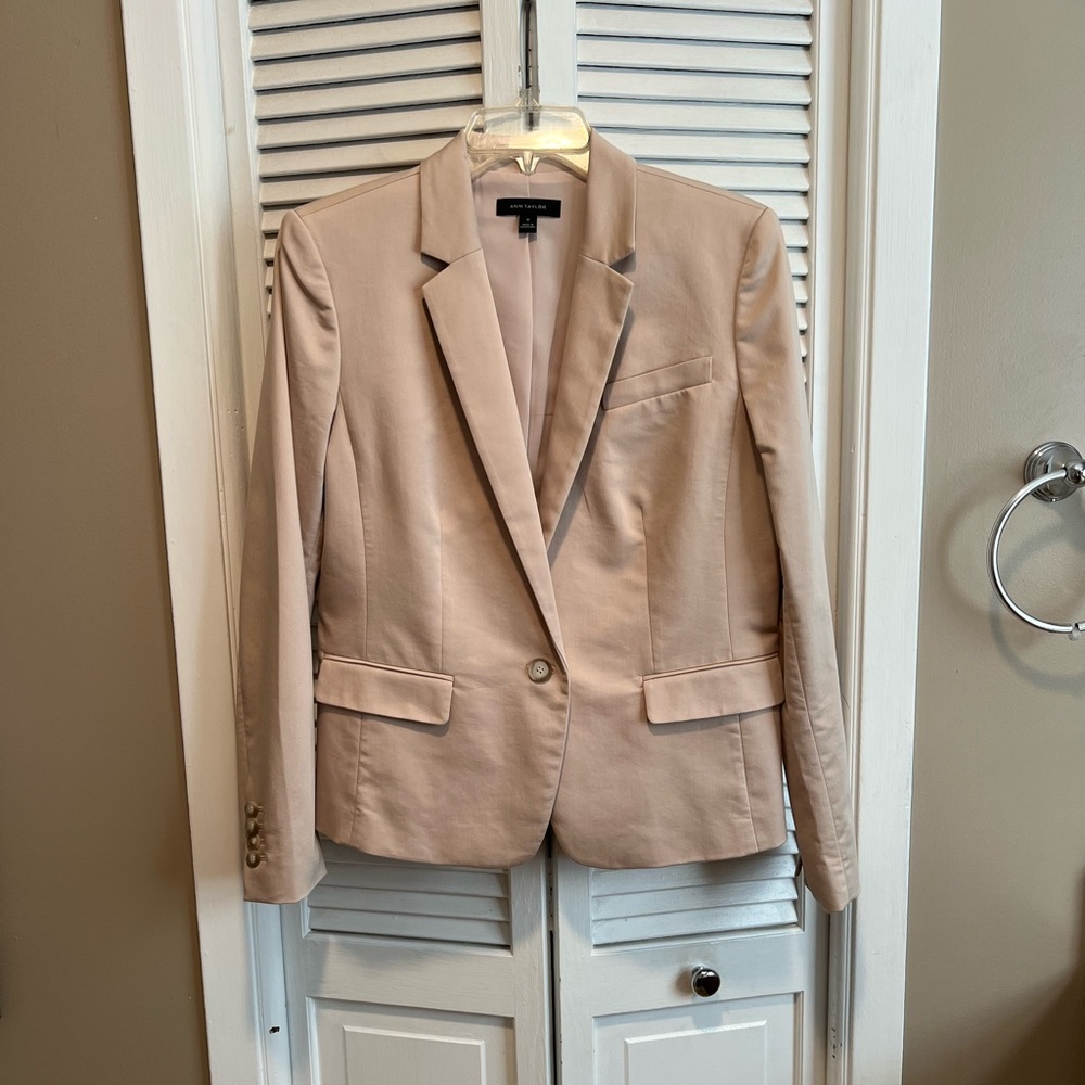 Anntaylor Pink Nude Blazer - Gem